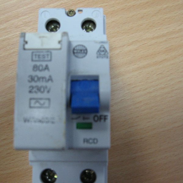 Wylex 80A Mains Switch - Capricorn Electrical Capricorn Electrical